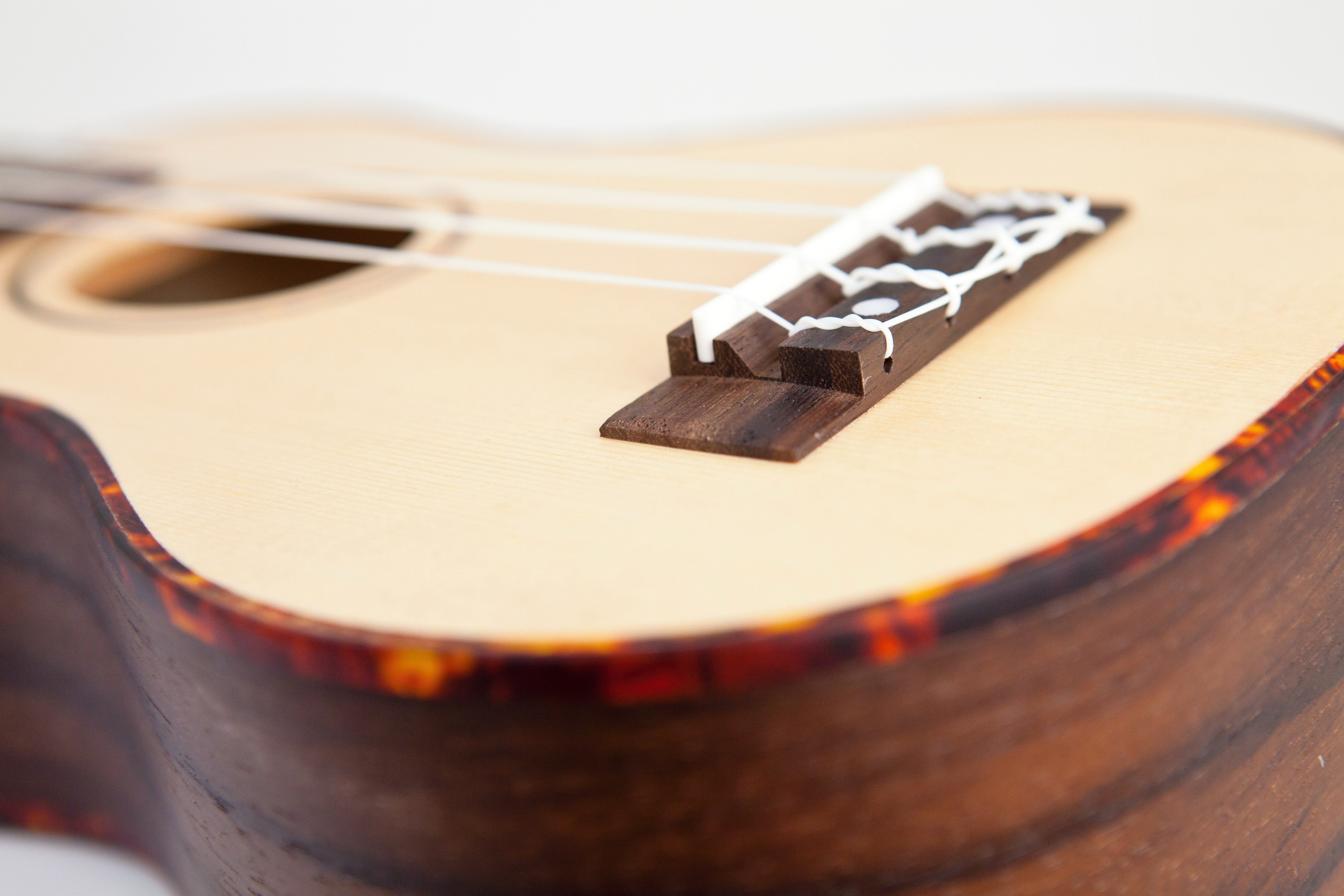 RENO RU230 UKULELE